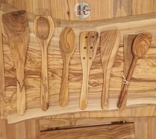 Set diversi utensili da cucina in legno di ulivo