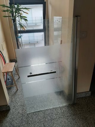 Vetro per doccia