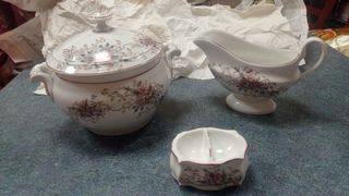 Zuppiera, salsiera, portasale e pepe