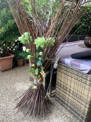 composizione in legno da arredo