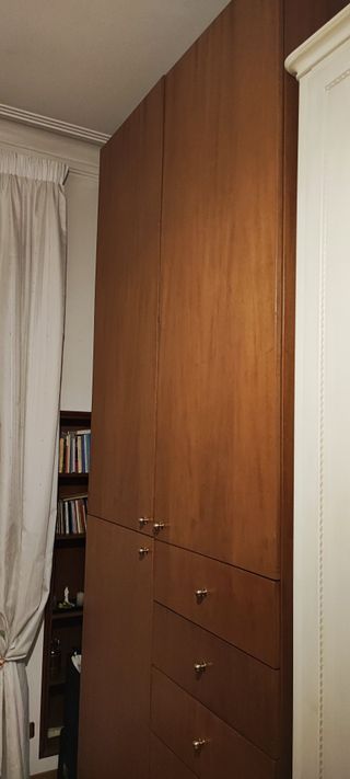 Mobile con 3 ante e 6 cassetti