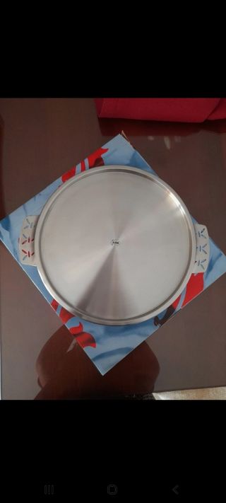 Piatto da portata in acciaio con manici