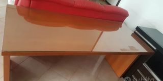 Scrivania in frassino
