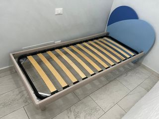 Letto singolo con rete