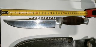 Coltello "Rambo" con custodia in cuoio