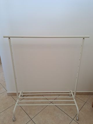 Stand appendiabiti ikea