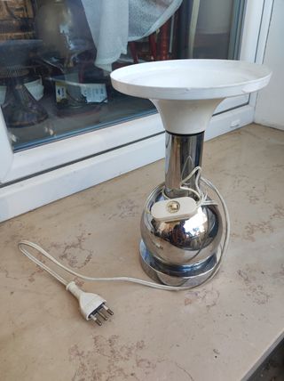 Lampada Da Tavolo Space Age 
Reggiani?