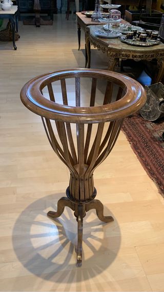 Fioriera a clessidra primi 900