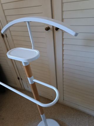 Servo muto con svuota tasche