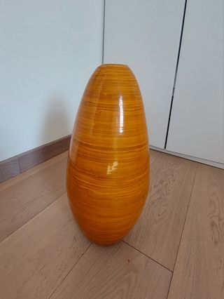 Vaso in legno