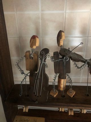 Oggetto decorativo in legno