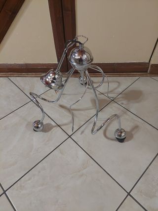 Lampadari senza bocce,con bocce il prezzo aumenta.