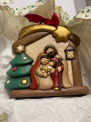 THUN Sacra Famiglia con capanna