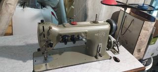 Macchina da cucire Industriale Necchi