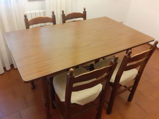 Svuoto casa si accettano offerte.