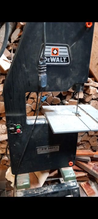 Sega a nastro dewalt