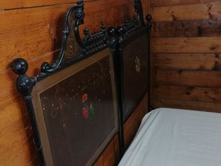 Antichissimo letto in ferro battuto