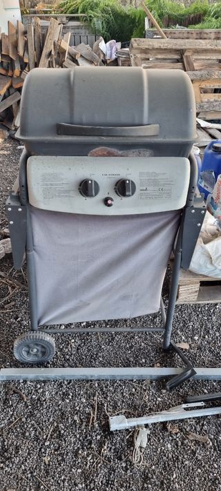 Barbecue da giardino  da pulire in poco.
