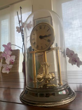 orologio in vetro
