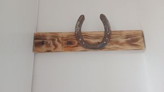 Porta chiavi in legno e appendi abiti