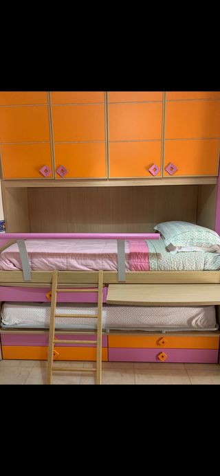 cameretta ponte con due lettini e cabina armadio