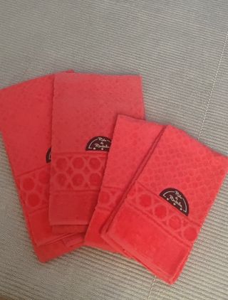 Asciugamani bagno blu di balestra