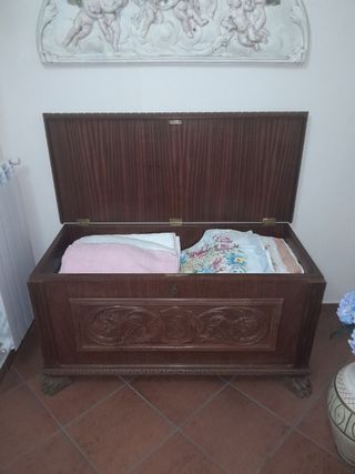 Baule porta biancheria