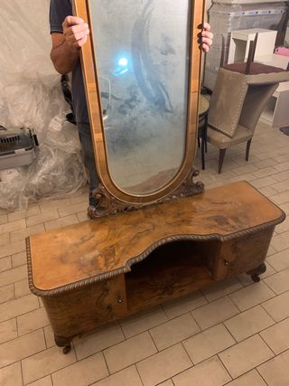 Mobile con specchio separati