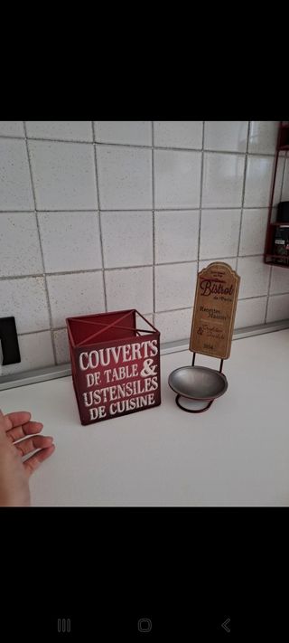 Porta posate e mestolo