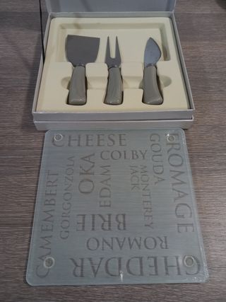 Set coltelli da formaggio