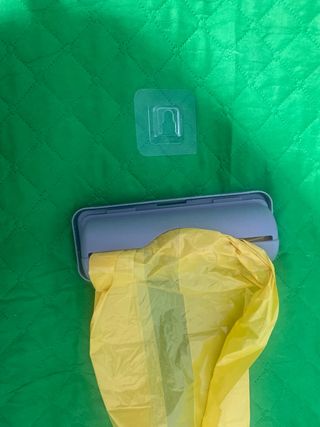 Dispenser sacchetti immondizia