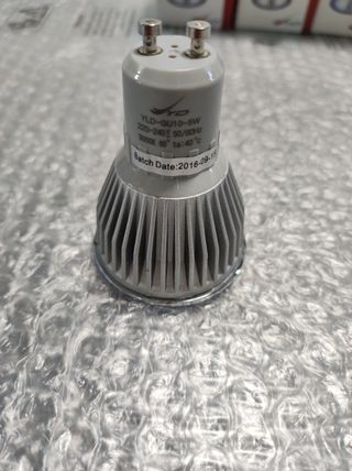 Lotto 5pz Faretto YLD-GU10-5W 3000K cromato