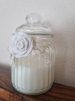 Candela con vasetto in vetro