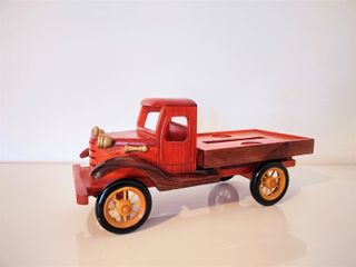 Camion in legno(camion jouet,camión ,de juguete)