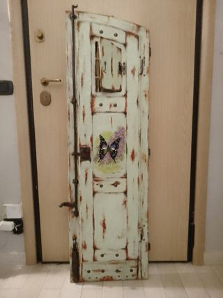 Antica metà finestra