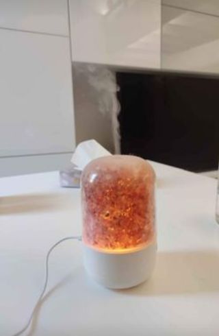 Diffusore di oli  con incluse 4 boccette