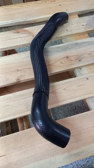 Suzuki Grand Vitara - manguito intercooler de segunda mano por 60 EUR ...