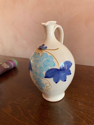 vaso con un manico in ceramica salentina
