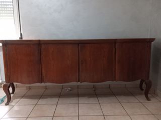 mobile e tavolo con prolunghe