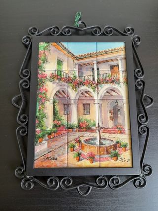 Cornice con mattonella in plastica