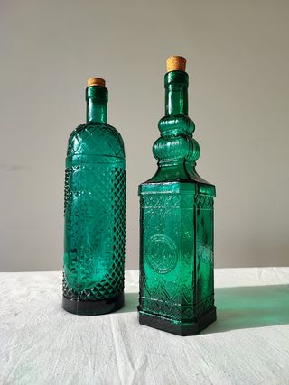 Bottiglie decorative in vetro riciclato