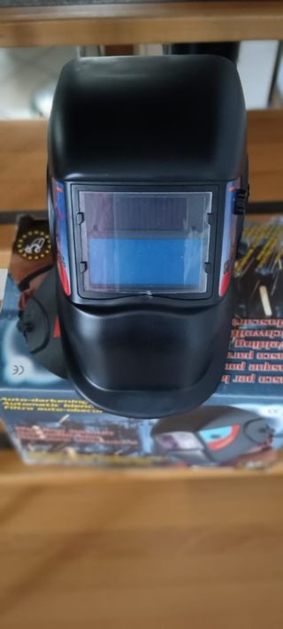 Casco da saldatura nuovo