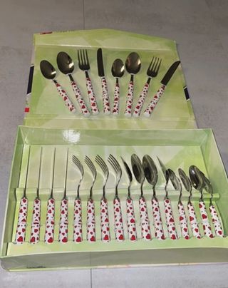 Set posate 24Pz con design a cuore