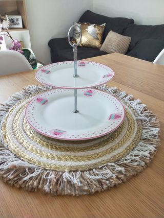 Alzata da tavola per dolci