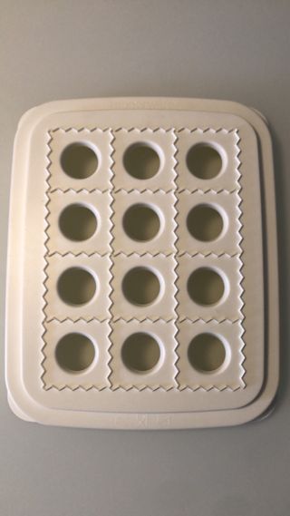 Tupperware raviolatore