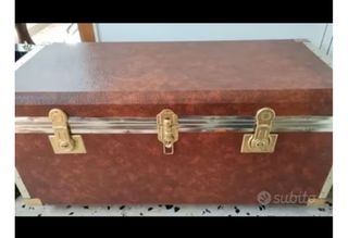 Baule contenitore con chiusura a chiave