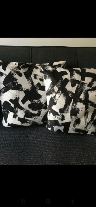 2 cuscini ikea