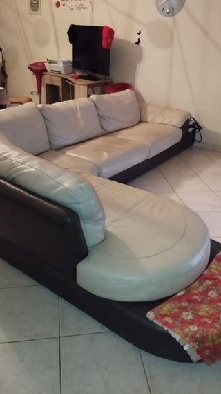 Divano in vera pelle