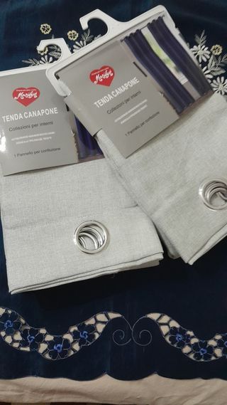 Coppia di tende opache d'arredo