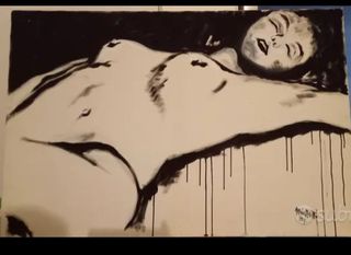 Tela con pittura di nudo di donna